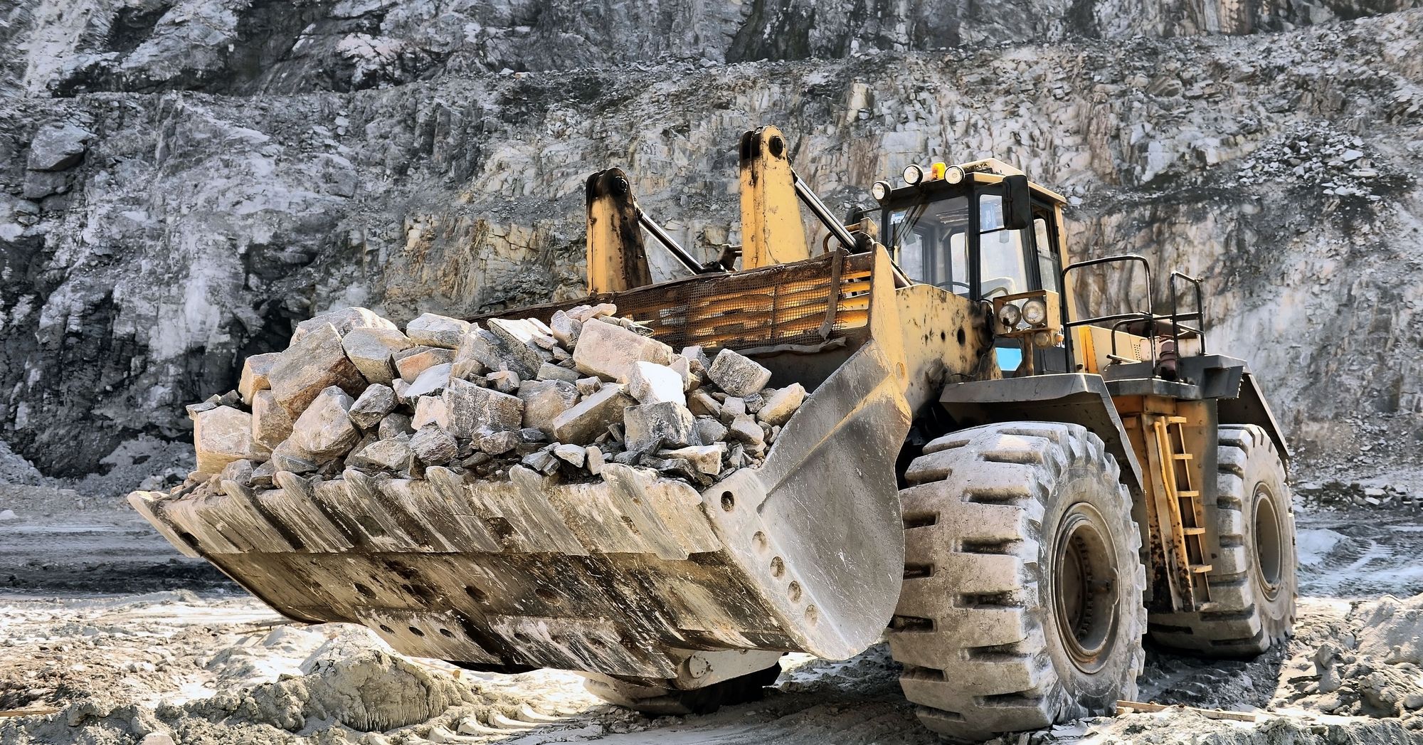 Mining | FUCHS LUBRICANTS CANADA LTD.