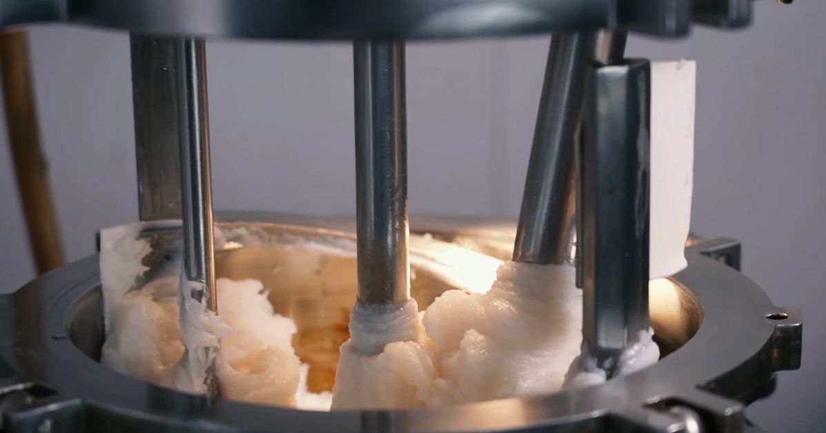 Discover our polyurea-based greases! | FUCHS LUBRICANTS SWEDEN AB