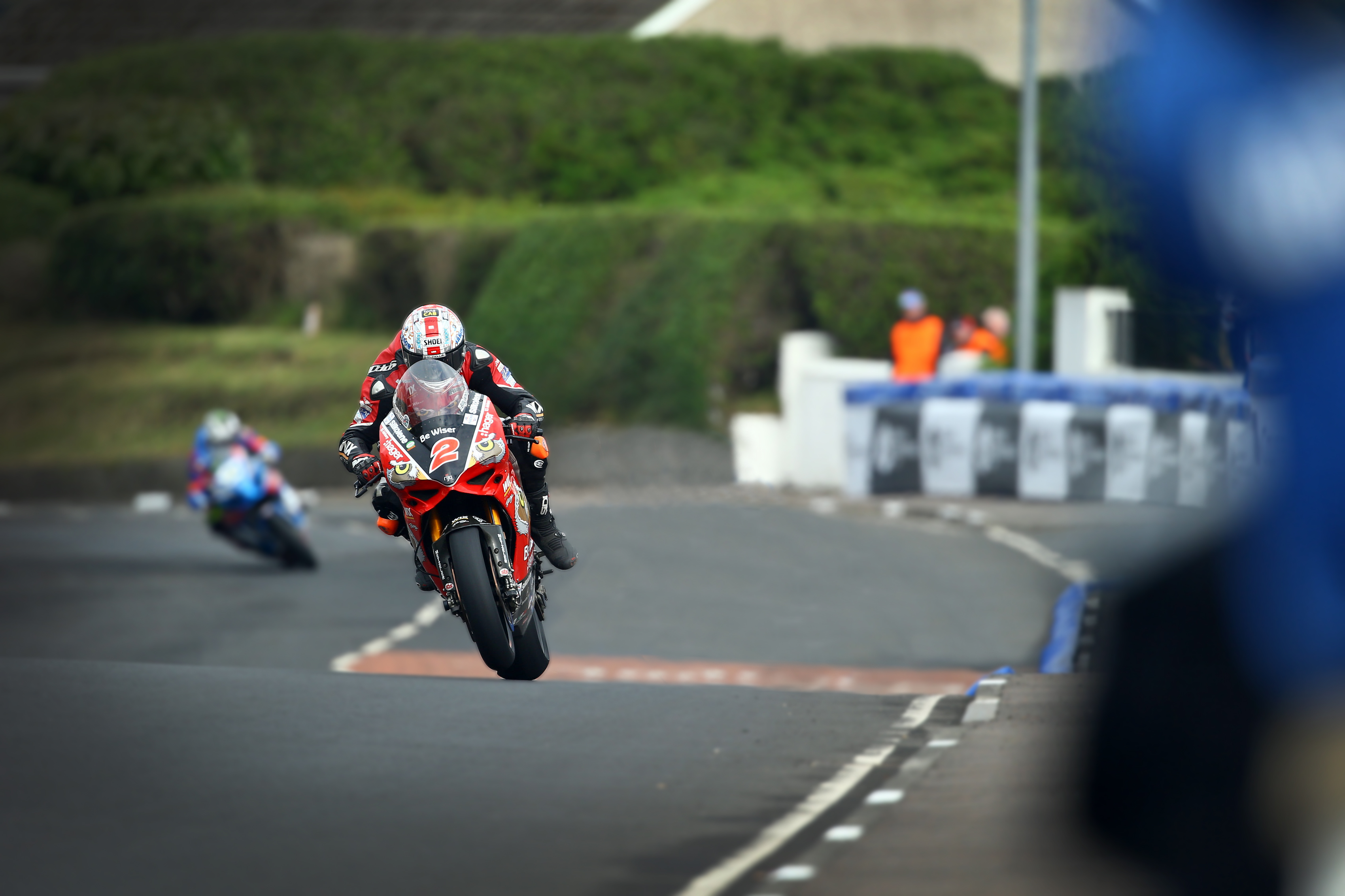 Impressive Irwin Wins North West 200 Superbike Race | FUCHS LUBRICANTS ...